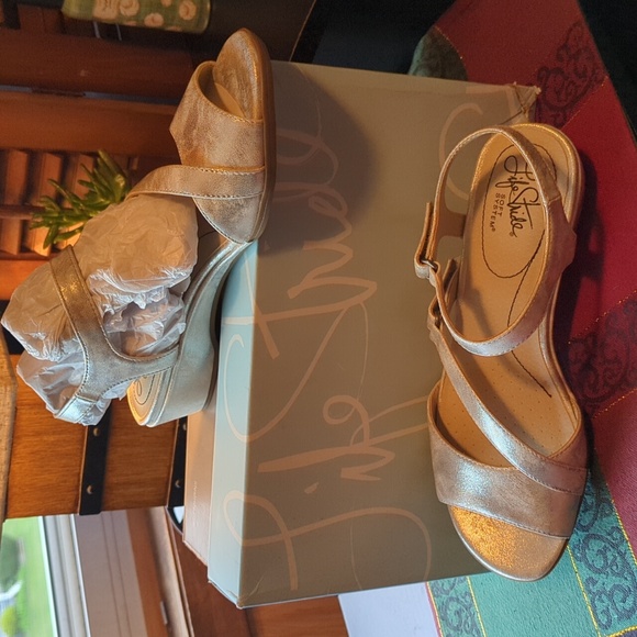 Life Stride | Shoes | Life Stride Miranda Slingback Sandals Silver ...